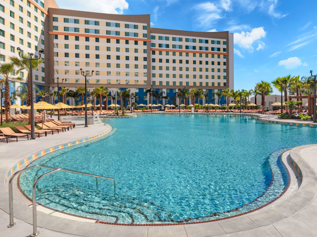 Dockside Inn & Suites - Super Holiday Tours